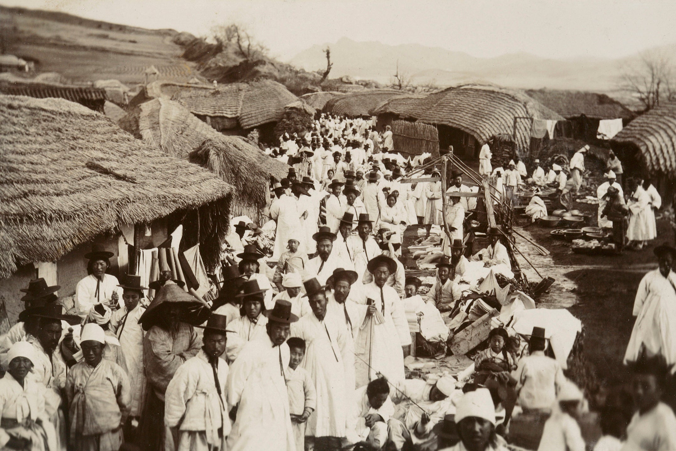 White Clothing in Korea – REMO Since 1988